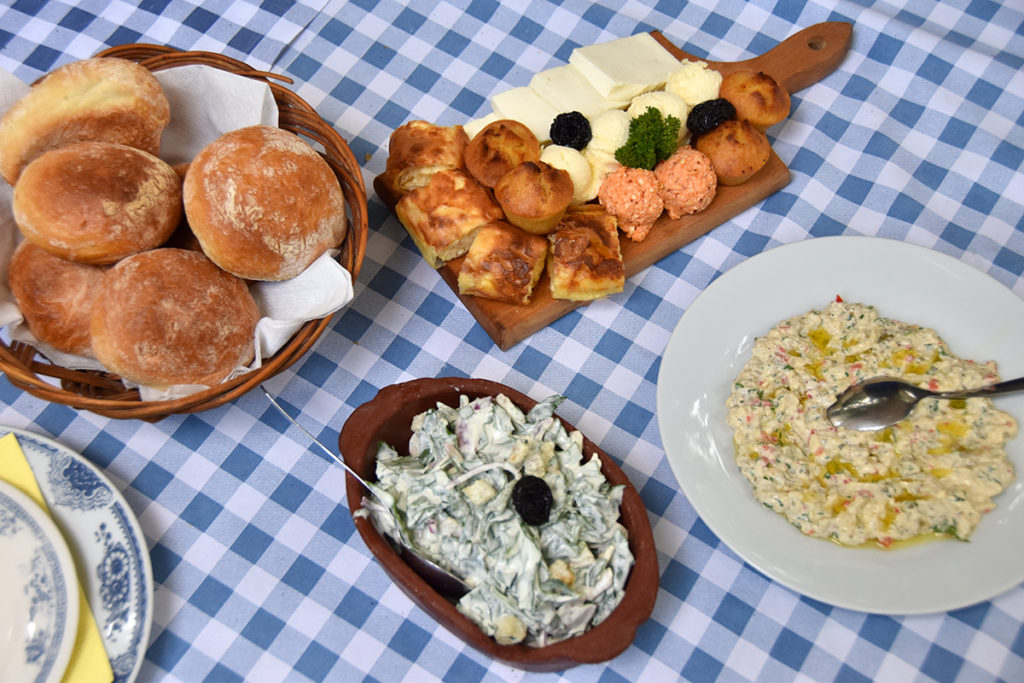 Road trip en Serbie | Hello it's Valentine